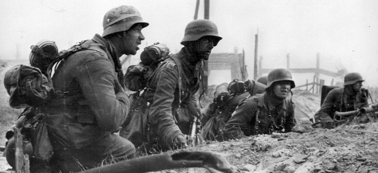 The Blue Division and the Spaniards Who Fought Against Stalin