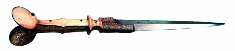 The First Edged Weapon: The Knife - Warfare History Network