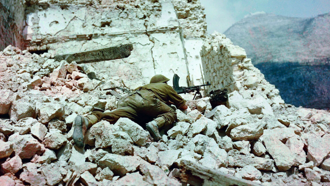 Ireland in World War II: The Swastika vs. The Shamrock - Warfare ...