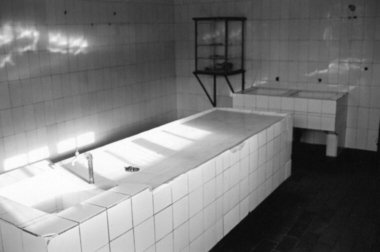 WWII Concentration Camps: The Horrific Discovery at Buchenwald ...