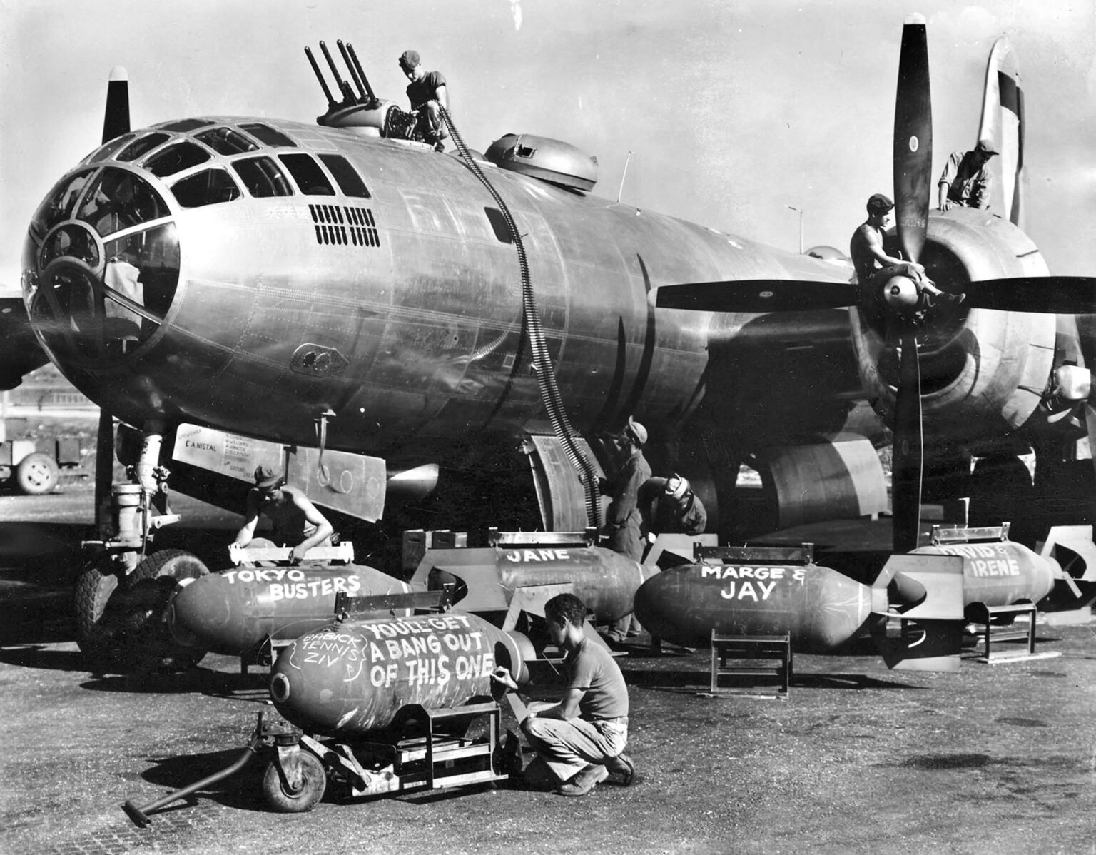 Devastating Firestorm: A Gunner in the Superfortress Raid on Tokyo ...