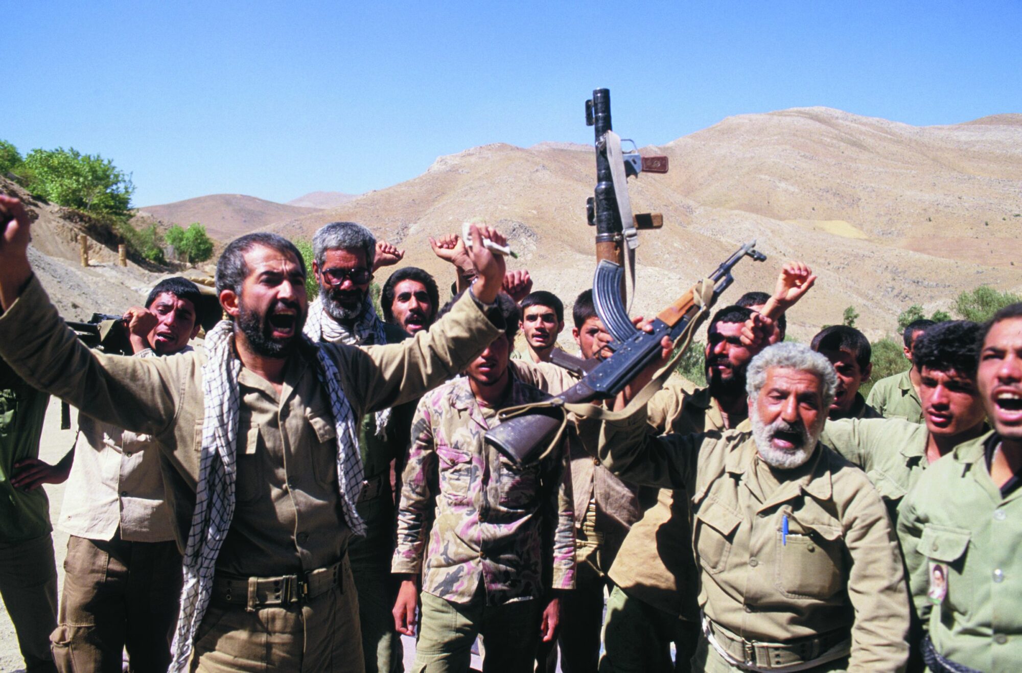 The Iran-Iraq War: New Borders, Old Enemies - Warfare History Network