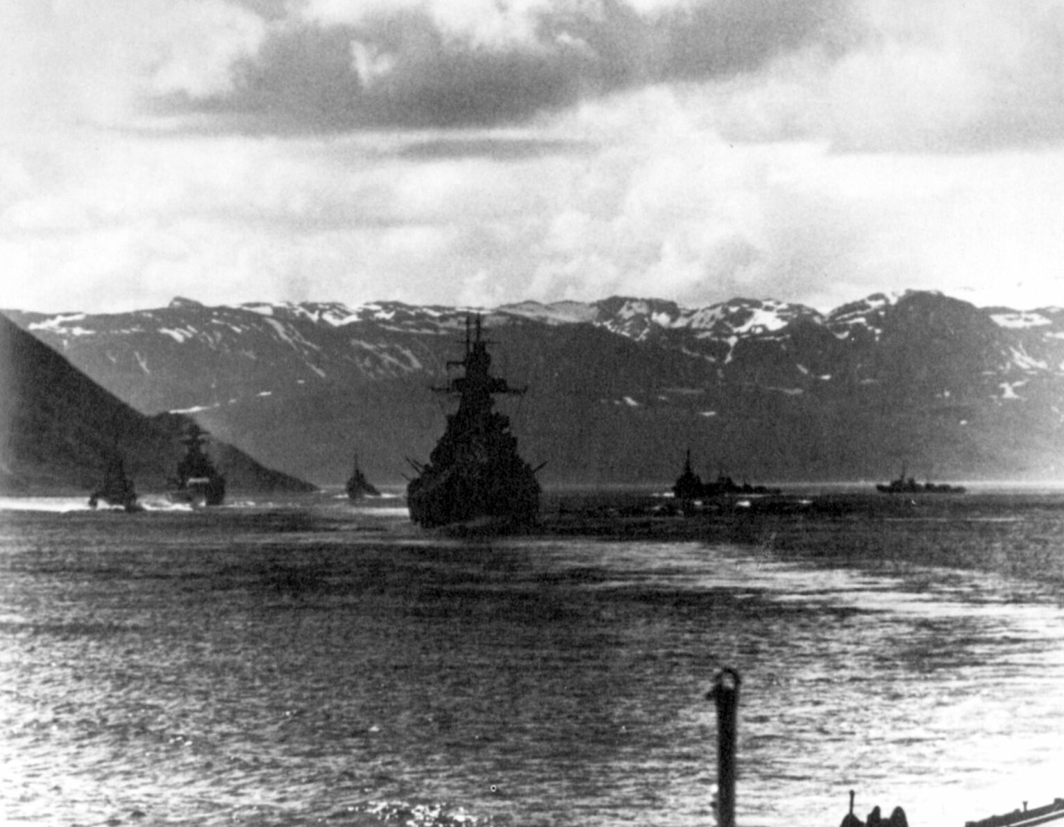 The Murmansk Run: Running the Gauntlet of WWII's Arctic Convoys