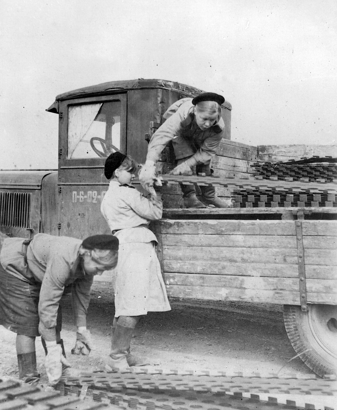 Operation Frantic On Eastern Front: Preview Of the Cold War - Warfare ...