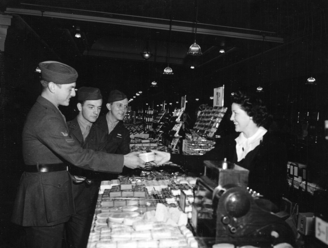 Hero to the End: Airman William "Ed" Dyess on the Philippines - Warfare ...