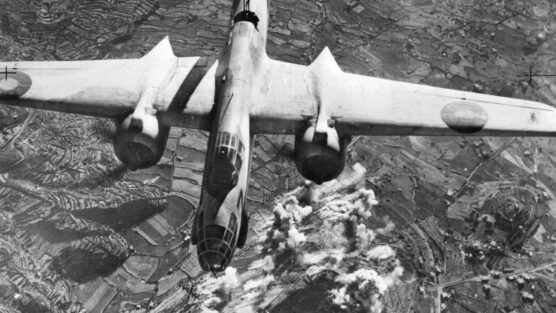 Daylight Bombing Gamble: The Schweinfurt–Regensburg Mission - Warfare ...