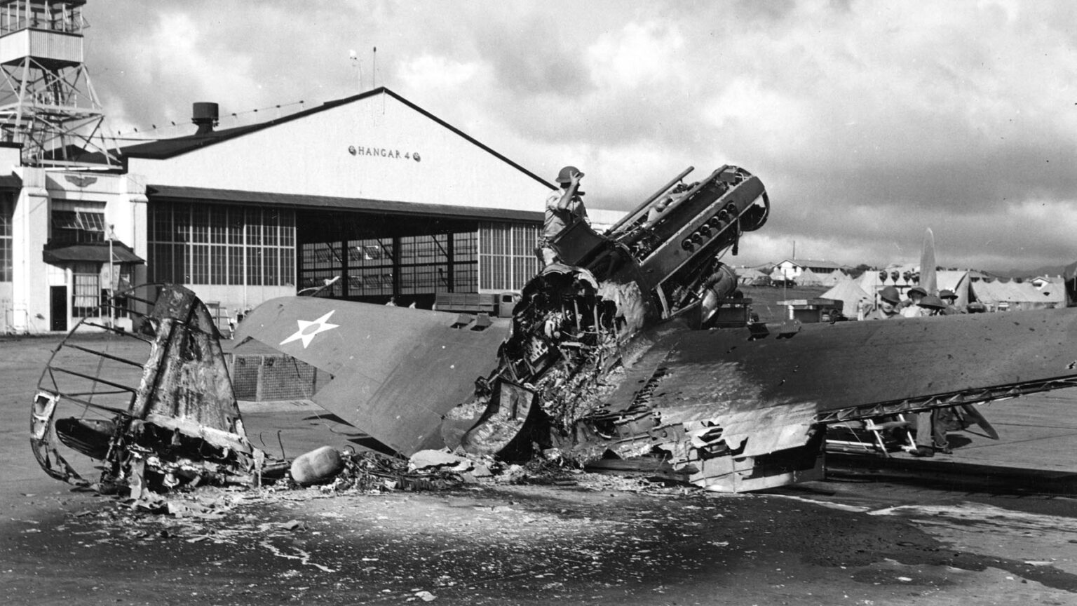 Operation Jericho: Mosquito Raid on Amiens Prison - Warfare History Network