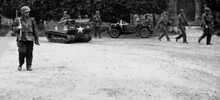 Ireland in World War II: The Swastika vs. The Shamrock - Warfare ...