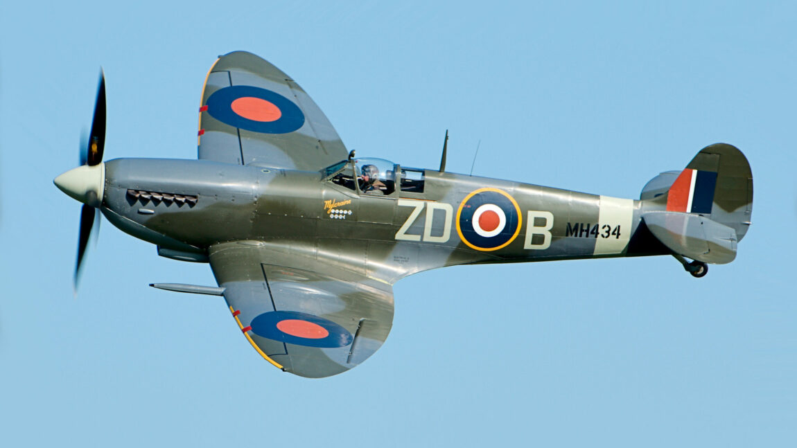 Hans Baur: Hitler’s Pilot Flew Führer Across Europe and History ...