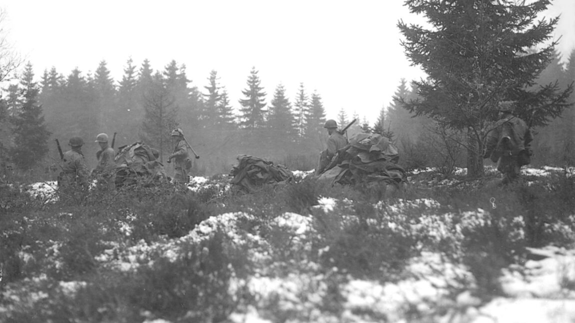 November 2002 Archives - Warfare History Network