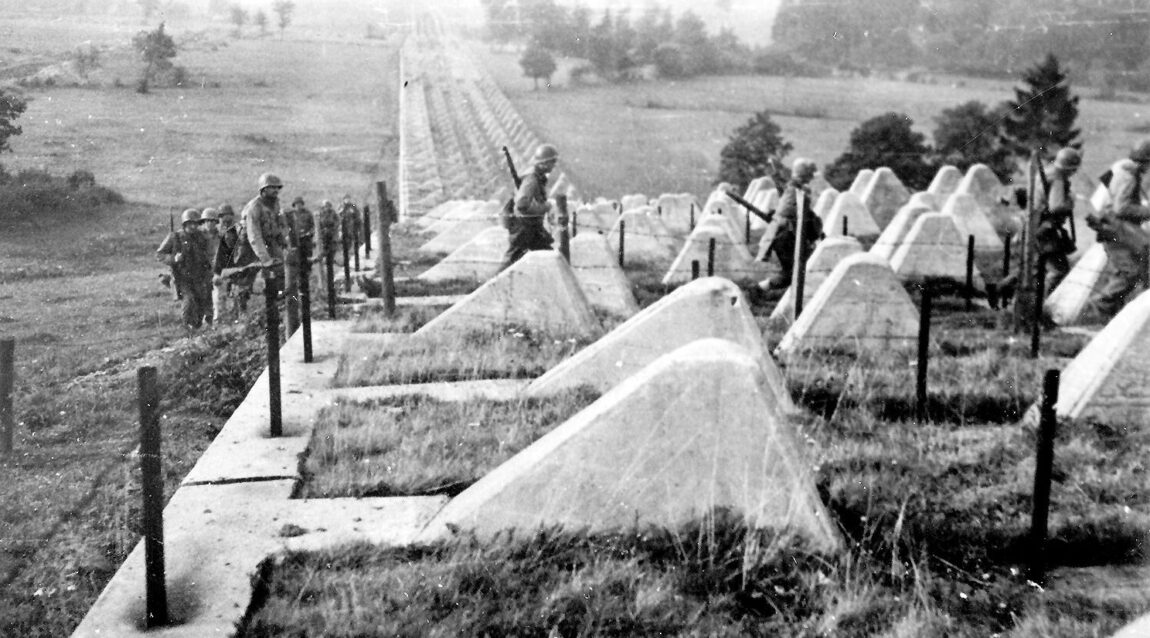 Finnish Sniper Simo Häyhä - Warfare History Network