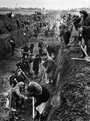 Operation Barbarossa: Holding the Line at Smolensk - Warfare History ...